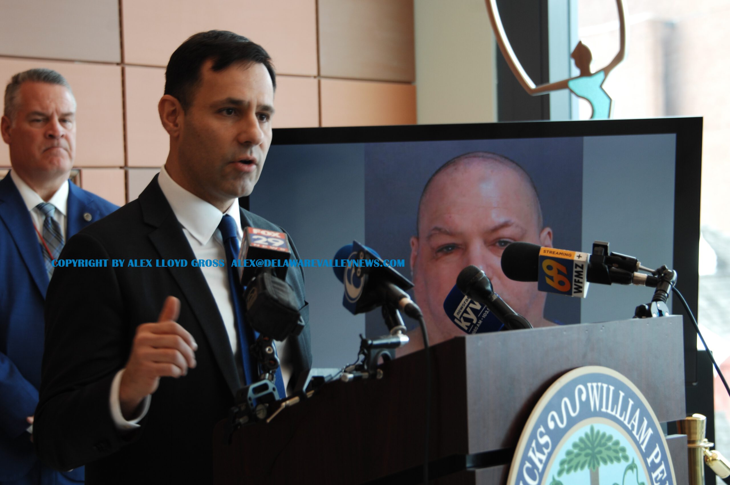 Amazon Fresh To Close Area Stores – Delaware Valley News